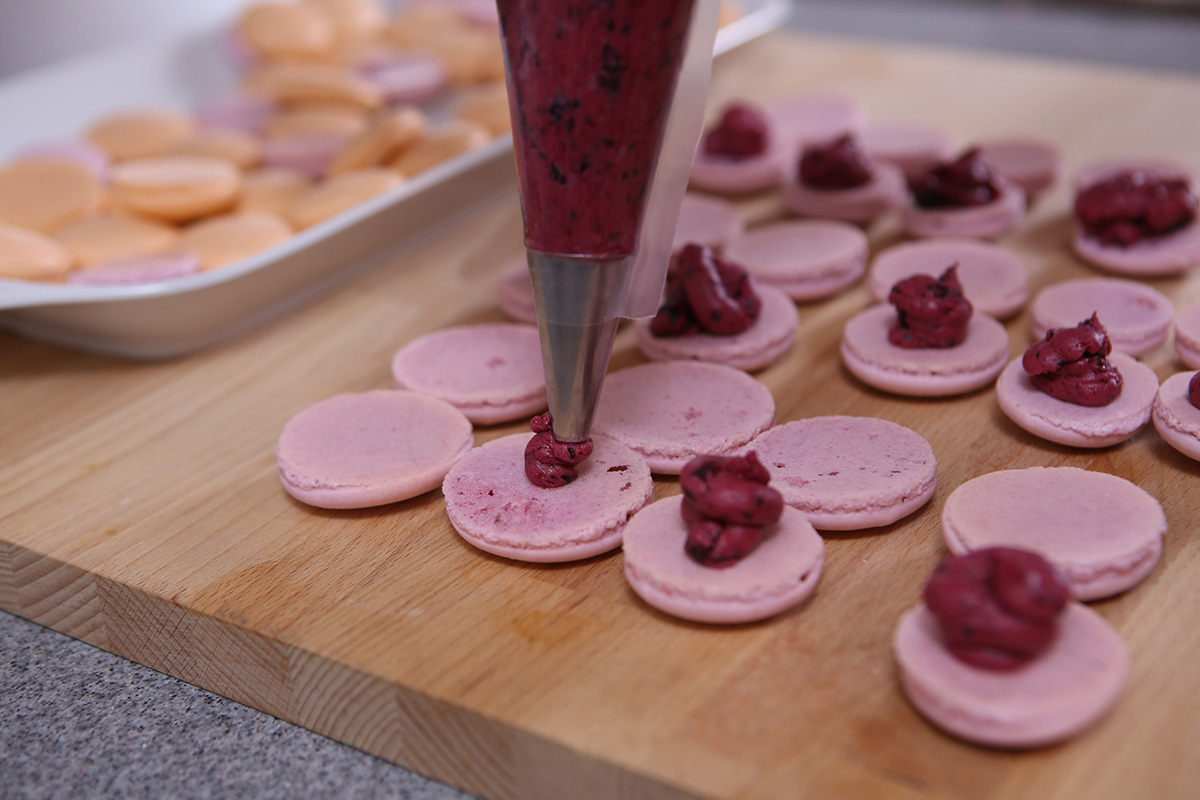 Kūku meistares recepte - krāsainie macaroni - nra.lv