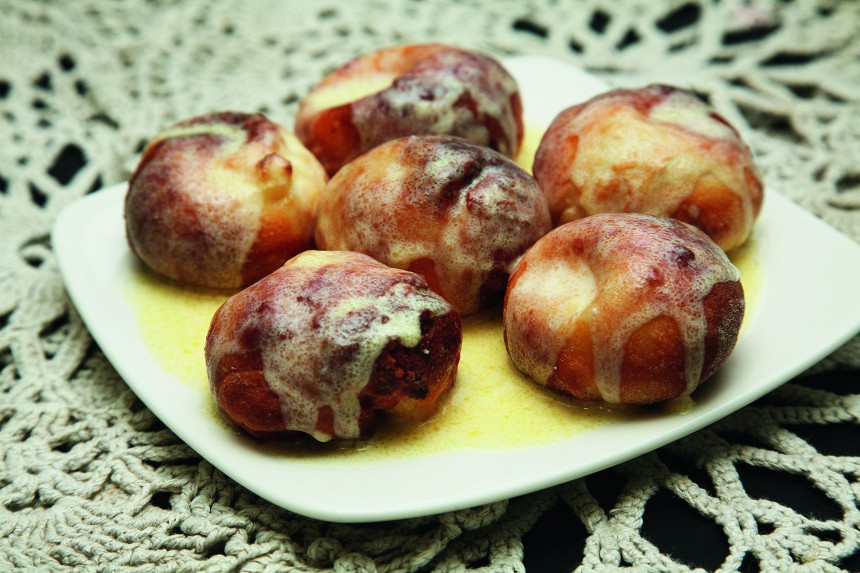 RECEPTE: Rauga mīklas kļockas ar biezpiena pildījumu - nra.lv