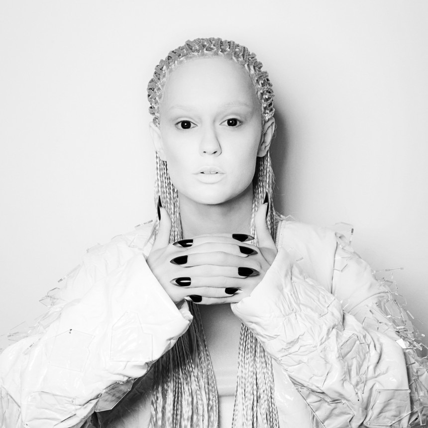 RECENZIJA: Agnese Rakovska - "Vienaldzības" - nra.lv