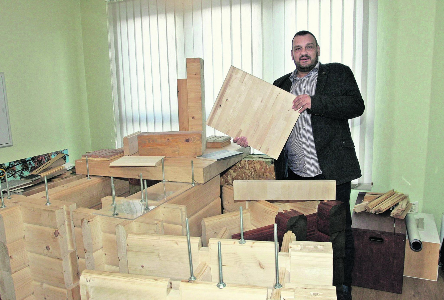 "Super Bebris" atgūst darba sparu - nra.lv