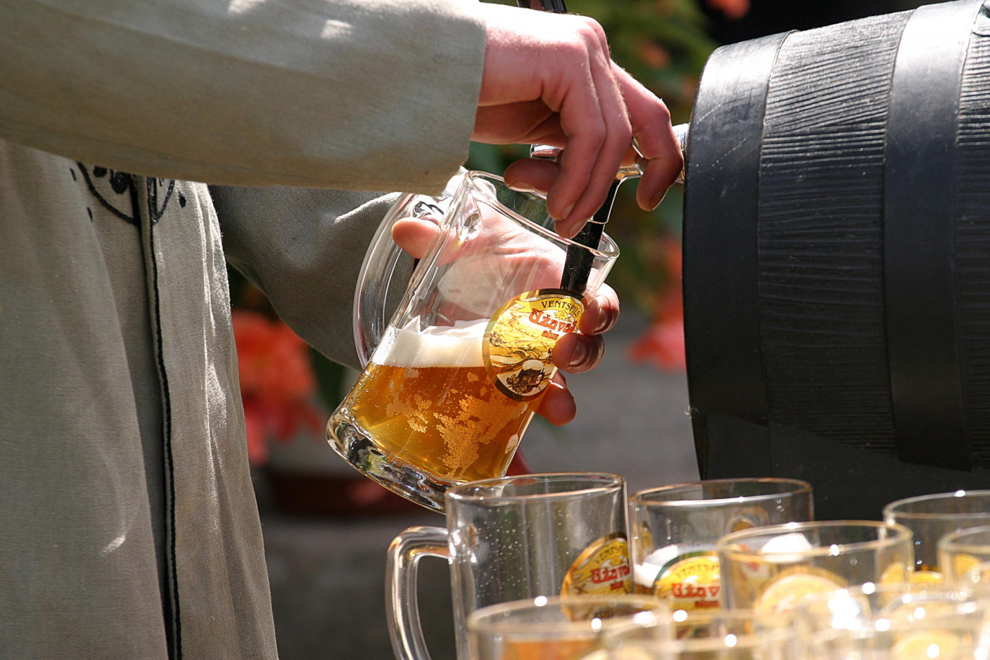 TOP 5 pilsētas, kuras noteikti savas dzīves laikā jāapmeklē alus ...