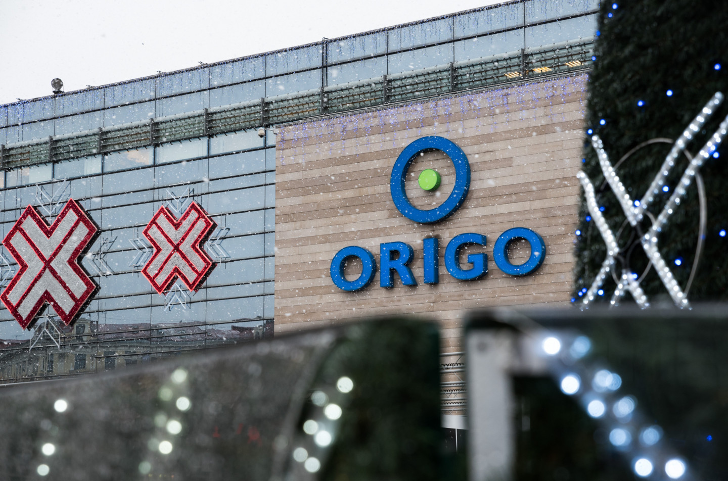 Uz laiku slēgs tirdzniecības centra "Origo" A ēku; "Rimi" pēdējā darba ...