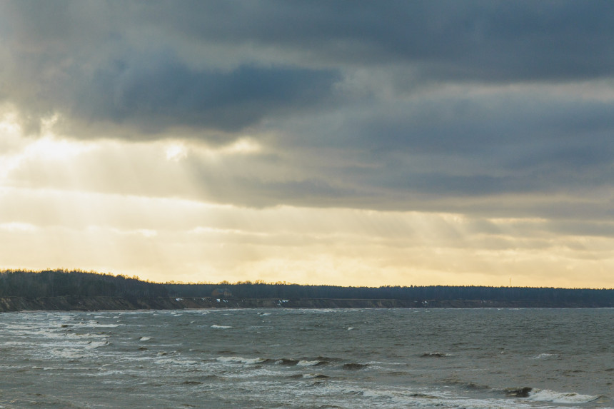 Pirmdiena solās būt vējaina - nra.lv