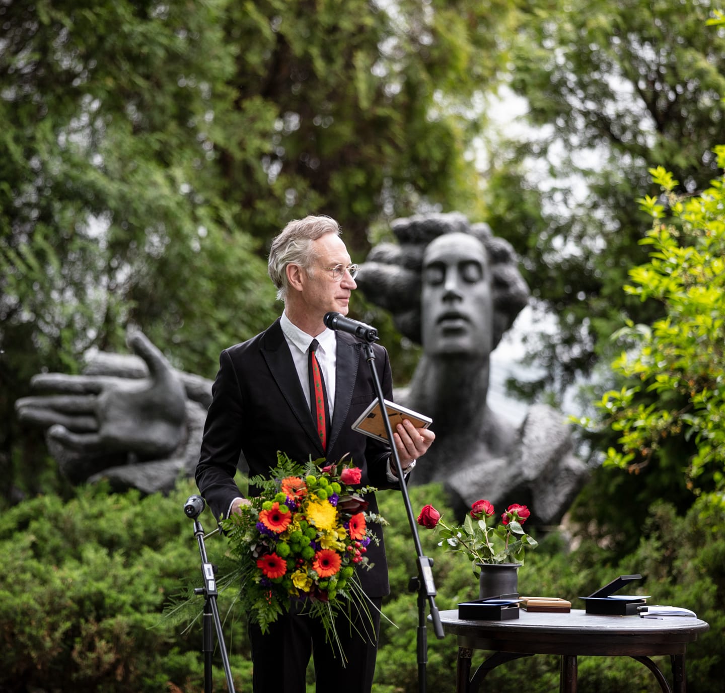 VAKARA ZIŅAS. Aktieris Ģirts Krūmiņš aiziet no teātra - nra.lv