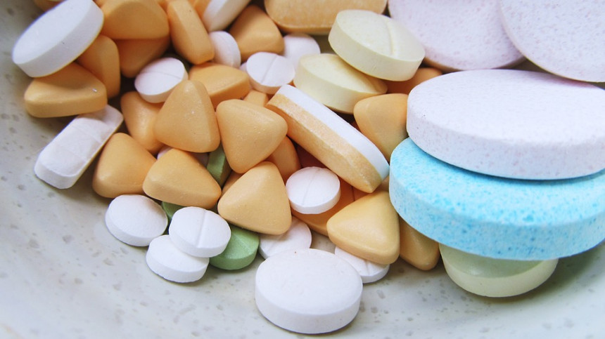 "Pfizer" sāk testēt tabletes pret Covid-19 - nra.lv