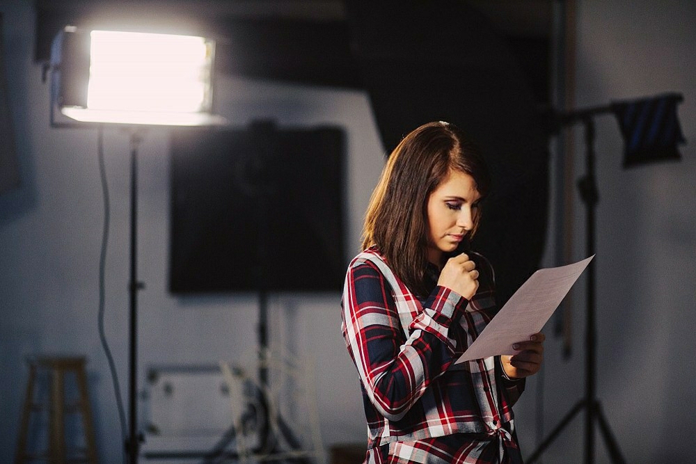 VAKARA ZIŅAS. Sanda Dejus: Latvijas sievietes ir pārāk stipras - nra.lv