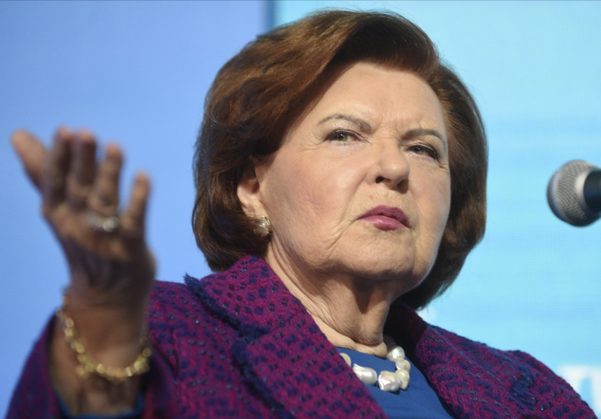 Vaira Vīķe-Freiberga: Valdības veidošanā politiķi atgādina bērnus ap ...