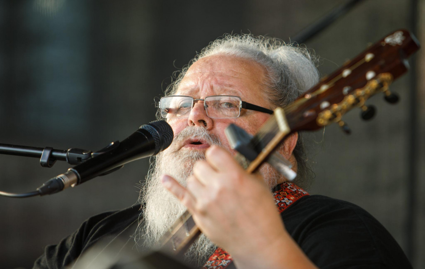 Dziesminieka Haralda Sīmaņa izvadīšana notiks nākamnedēļ no Cēsu ...