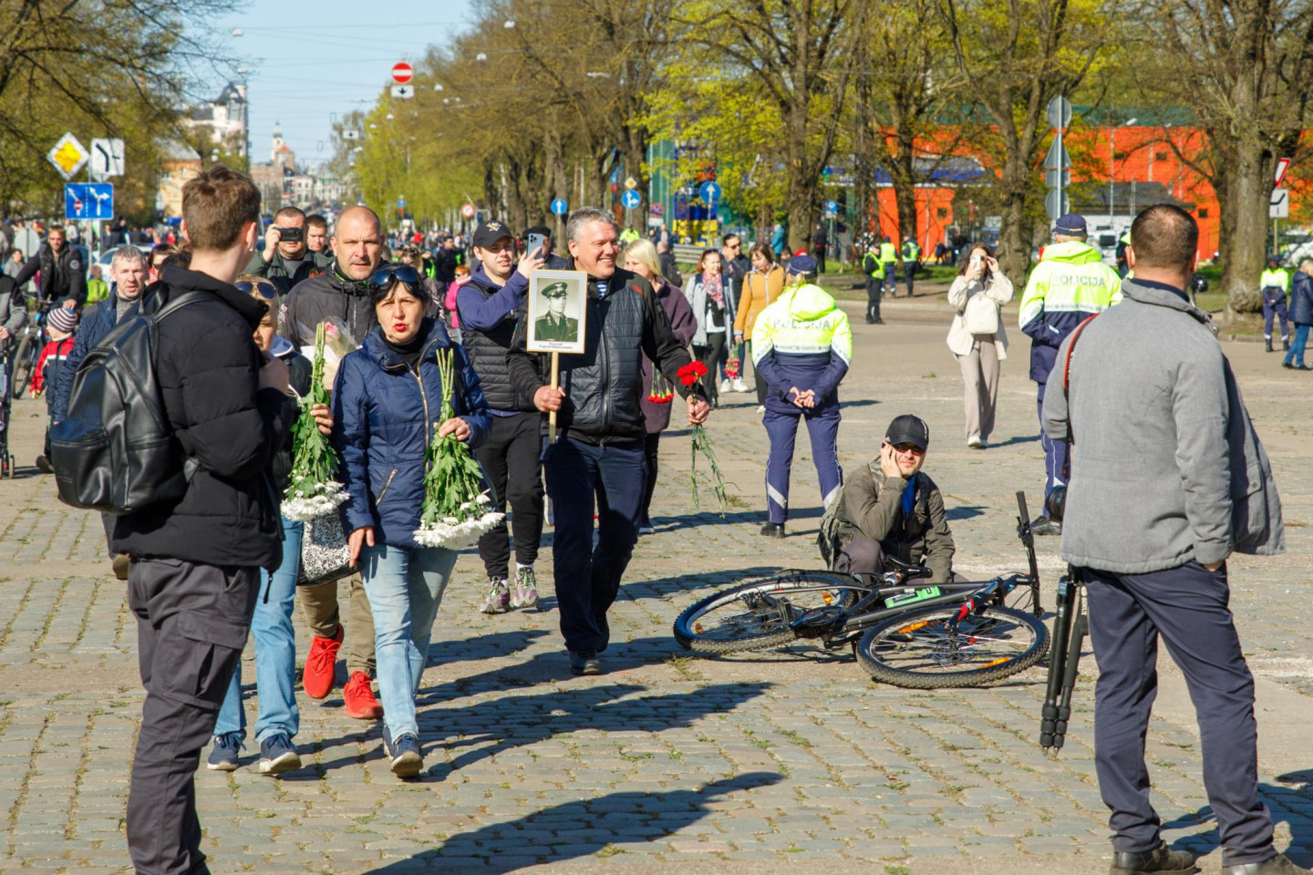 Stājas spēkā tā dēvētais lobēšanas likums - nra.lv