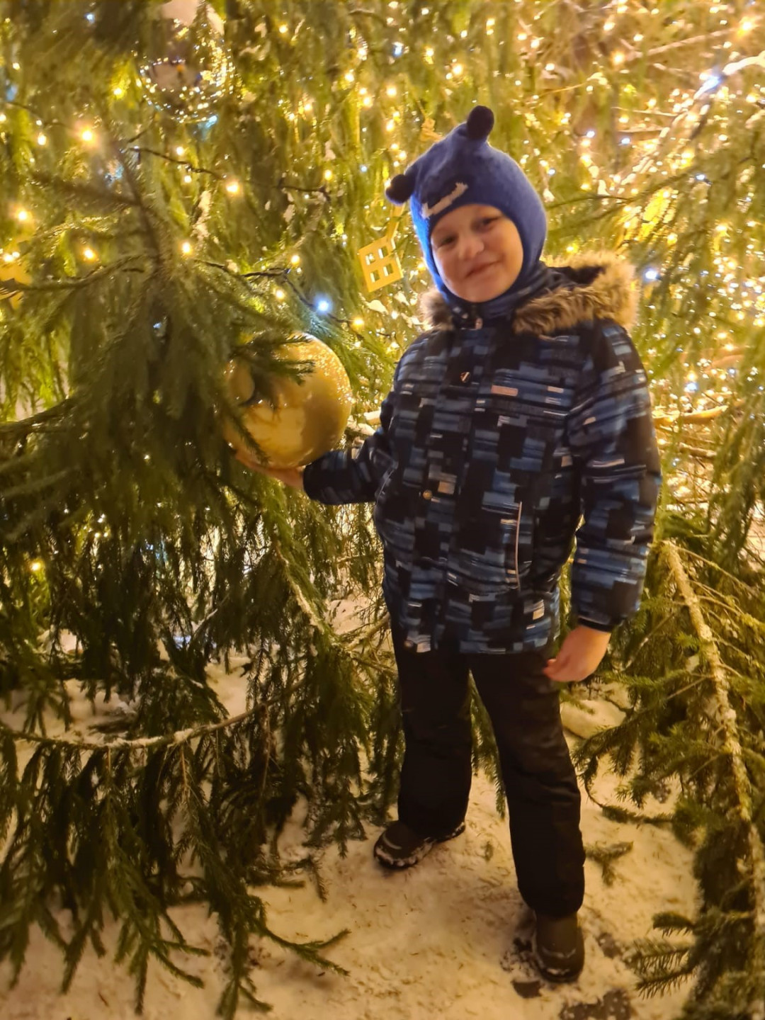 Rīgā pazudušais 7 gadus vecais zēns pārnācis mājās sveiks un vesels ...