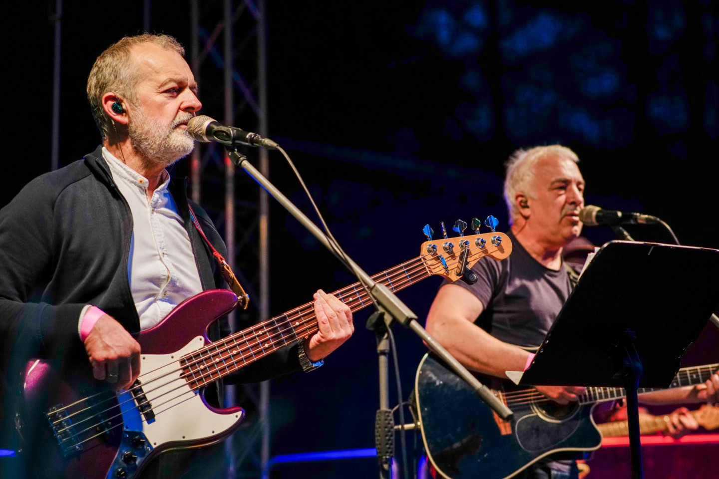 VAKARA ZIŅAS. Grupas "Sestā jūdze" dalībnieks Modris Miķelsons ...