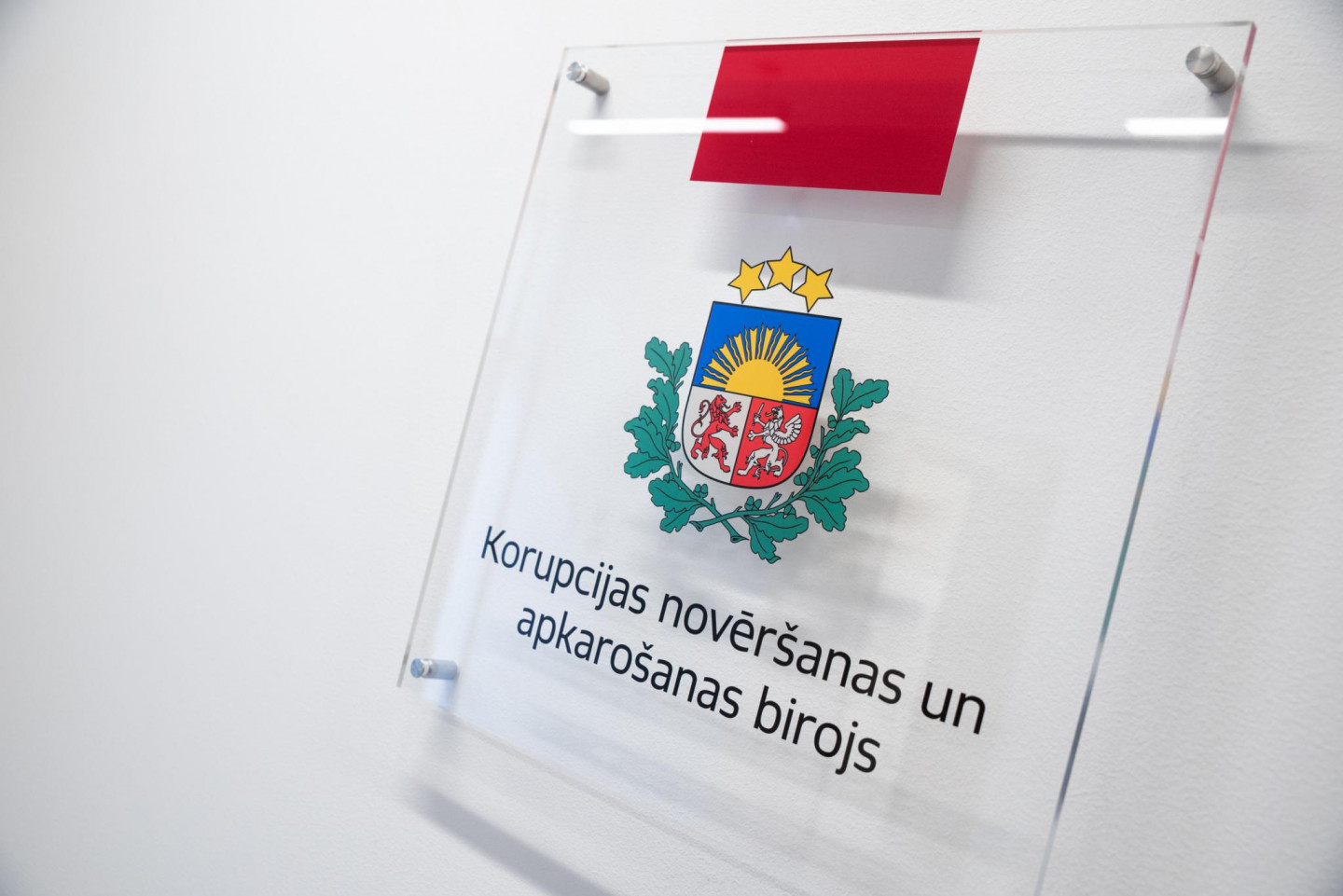 KNAB soda augsta ranga ĀM amatpersonas, tostarp valsts sekretāru, par ...