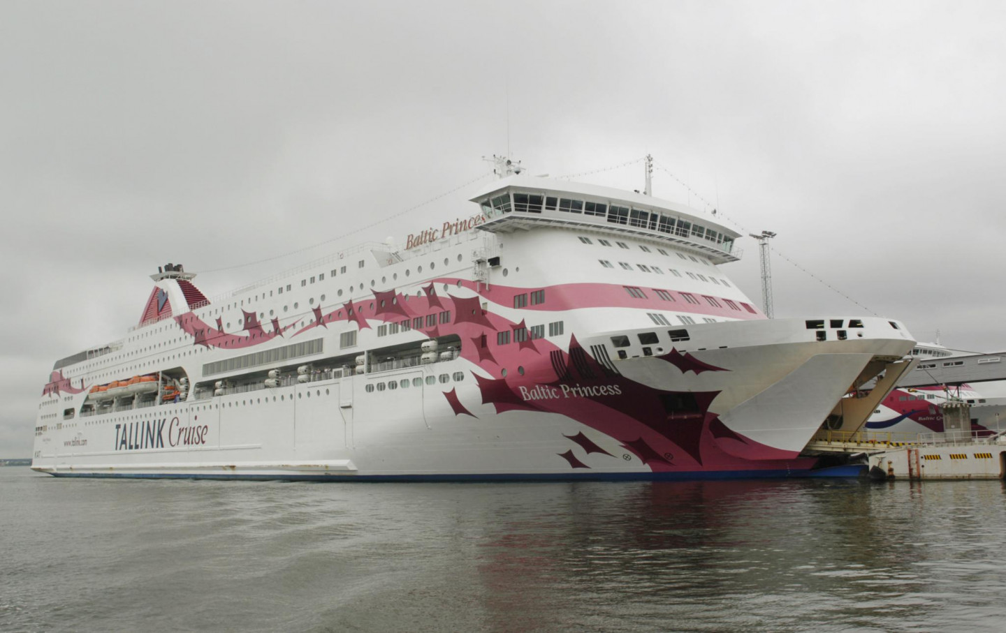 Notikums uz "Tallink" prāmja, ko 11 gadus veca meitene atcerēsies ar ...
