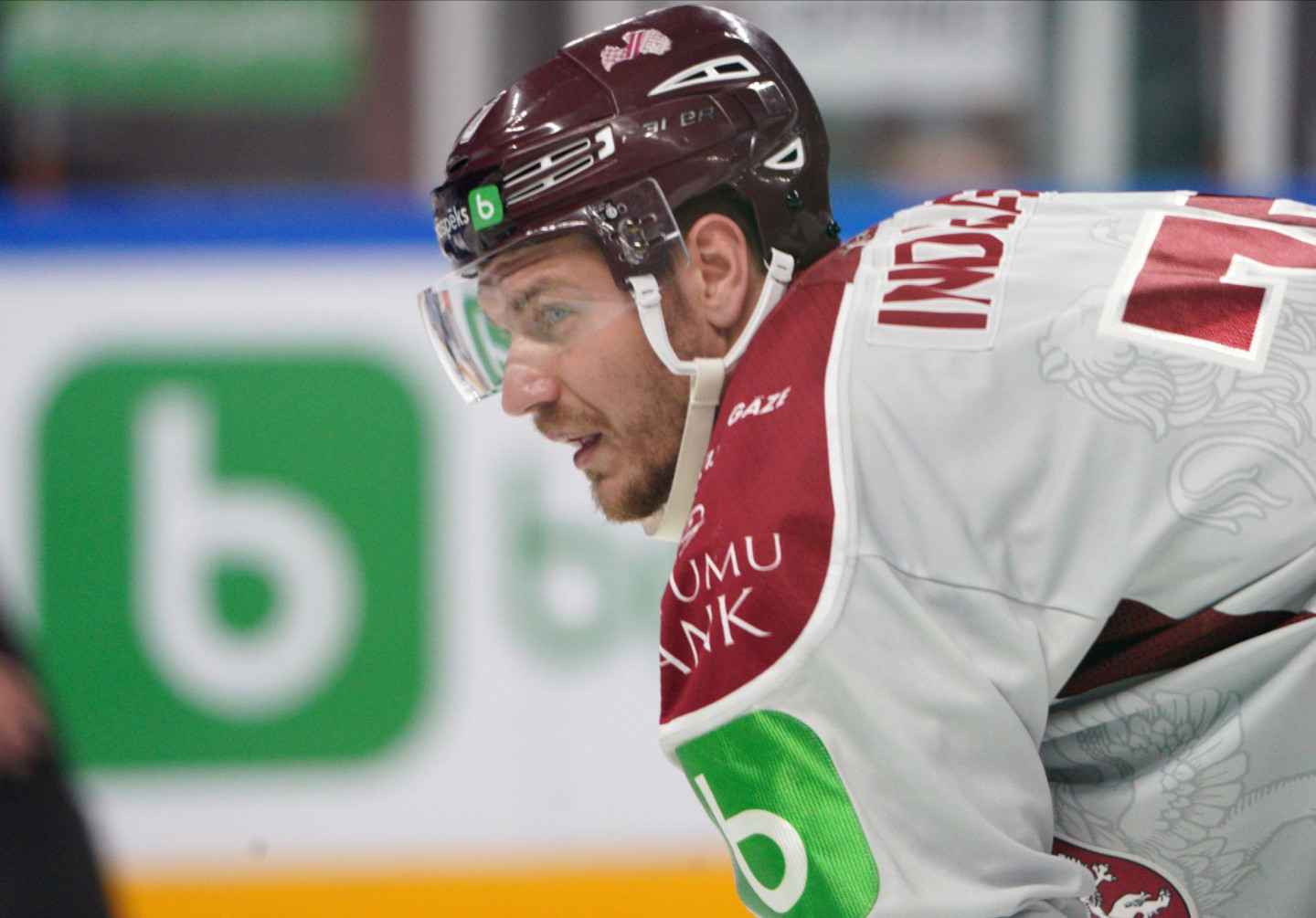 Kāds ir hokejista Mika Indraša attiecību statuss? - nra.lv