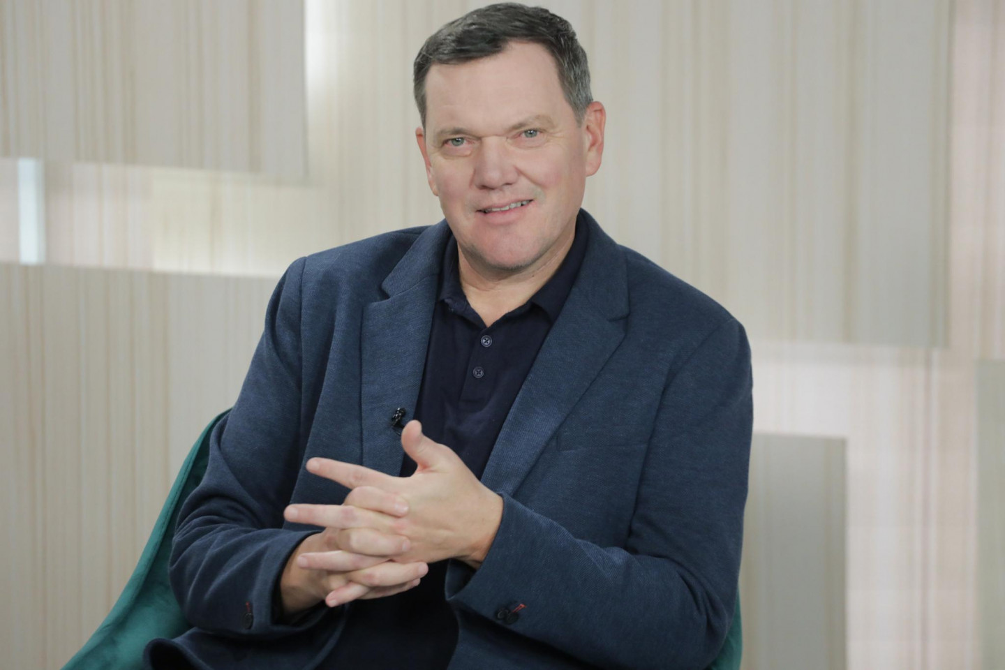 "Mācieties no kolēģu kļūdām..."; publiski kritizē Armanda Pučes grāmatu ...