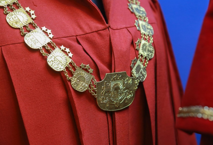 Tiesu izpildītājam izsaka rājienu par nesadarbošanos ar TM un Tiesu ...