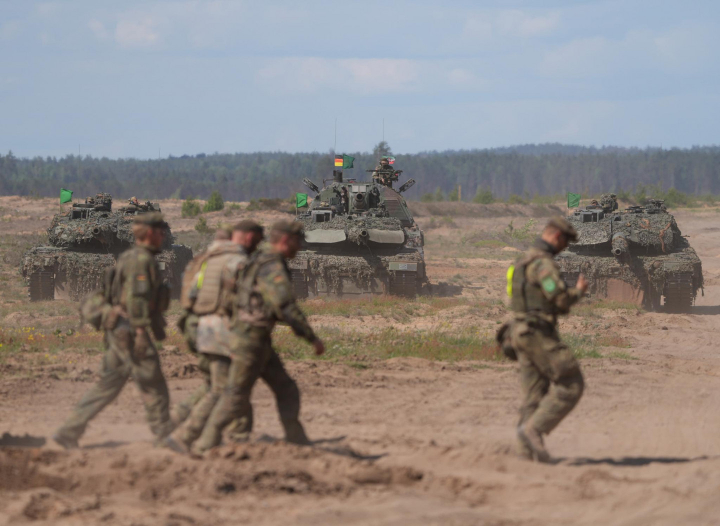 Lietuvas robežsardze un kareivji nopietni gatavojas draudiem no ...