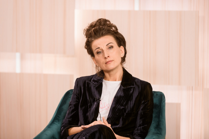 Balode jautā Džilindžeram: Domā tu viens tāds ekskluzīvs? - nra.lv