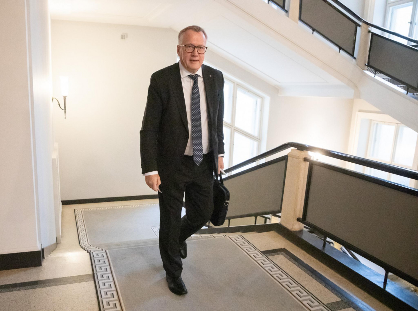 Ašeradens: 2024.gada valsts budžets ir adekvāta atbilde tai ...