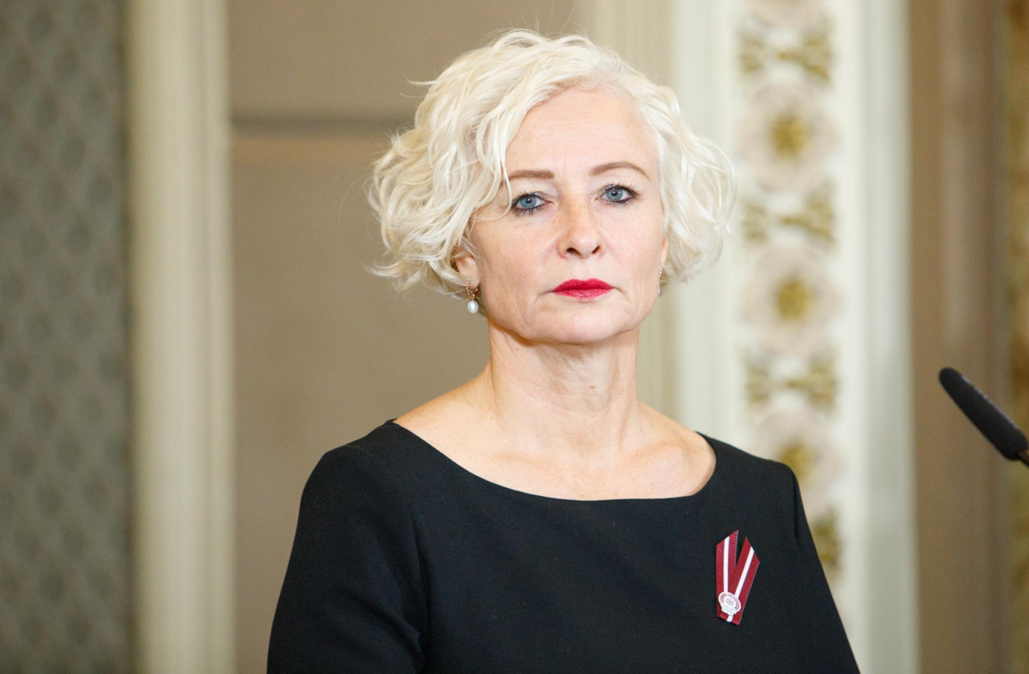 Daiga Mieriņa: Nebūtu pareizi atrasties kopā uz viena pjedestāla ar ...