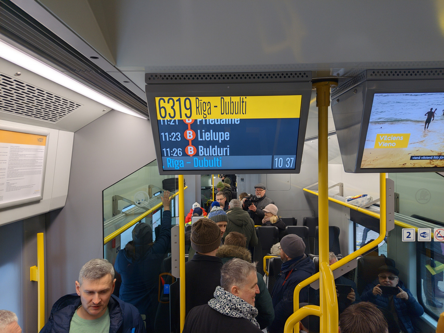 "Pasažieru vilciens" meklē mašīnistus jaunajiem elektrovilcieniem - nra.lv