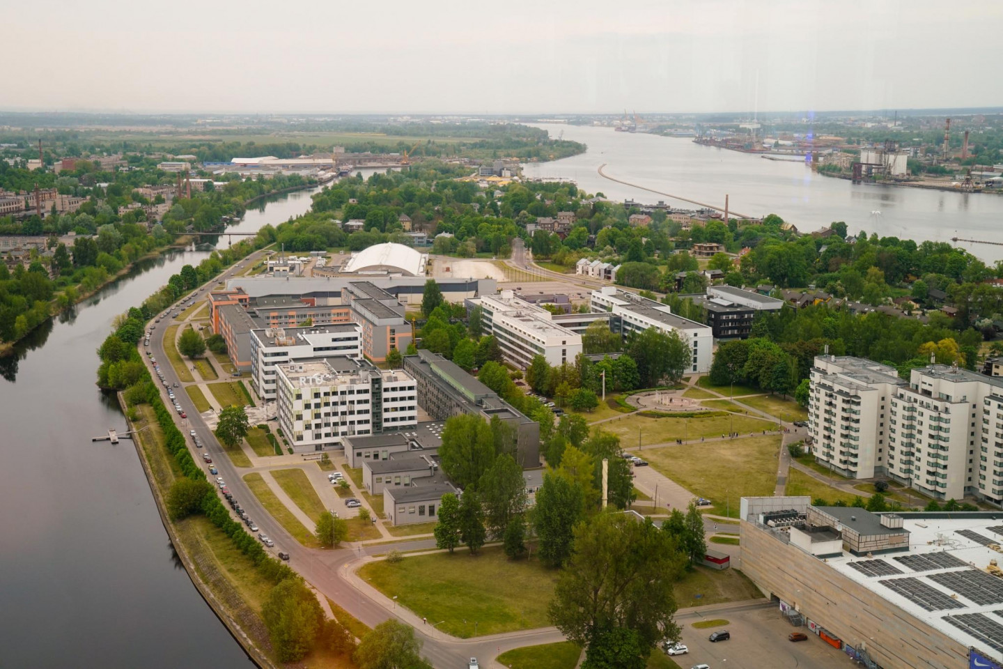 Valainis sola atbalstu mikročipu laboratorijas izveidei RTU - nra.lv