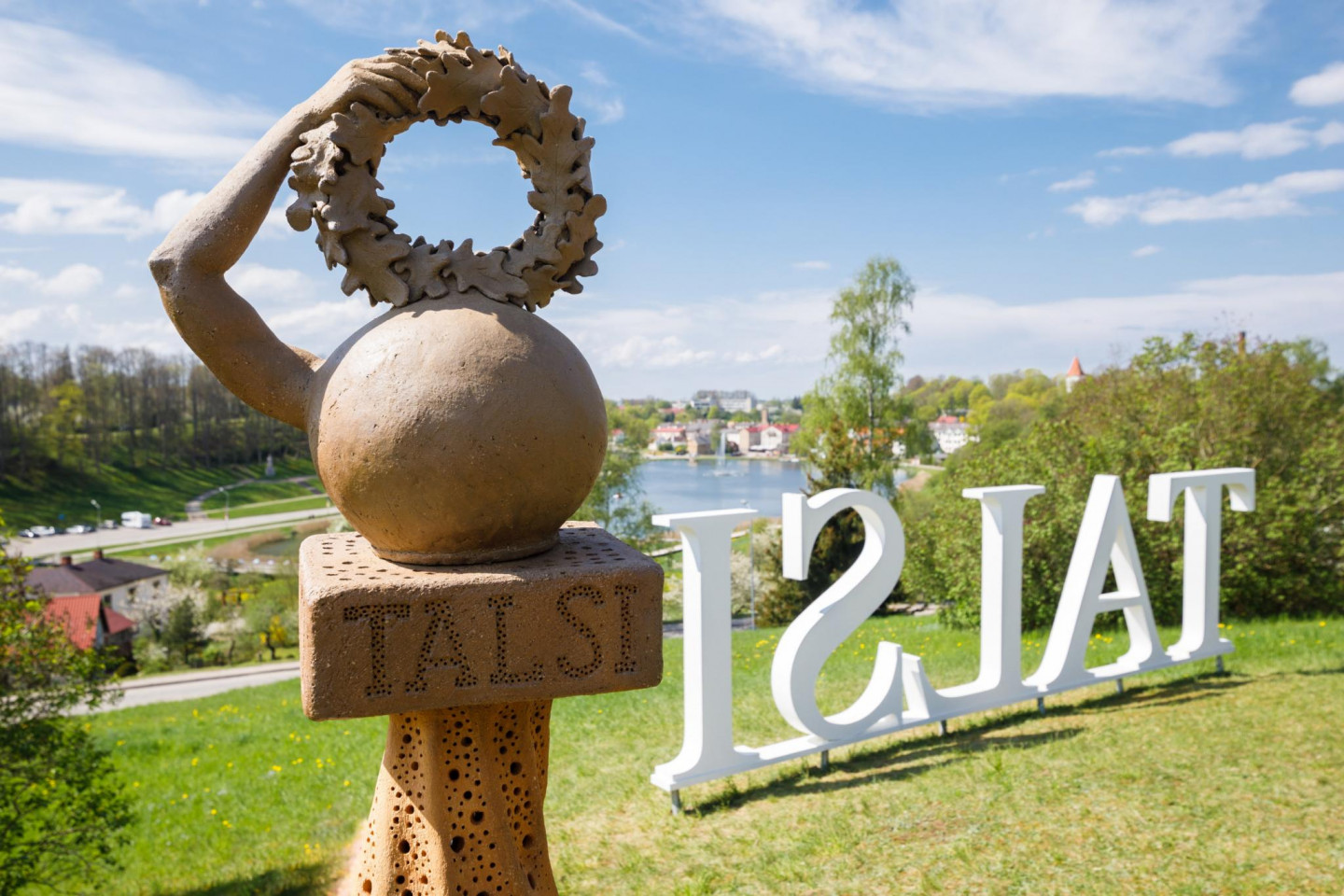 Bijusī Talsu novada priekšsēdētāja rosina atdalīt Roju no Talsu novada ...