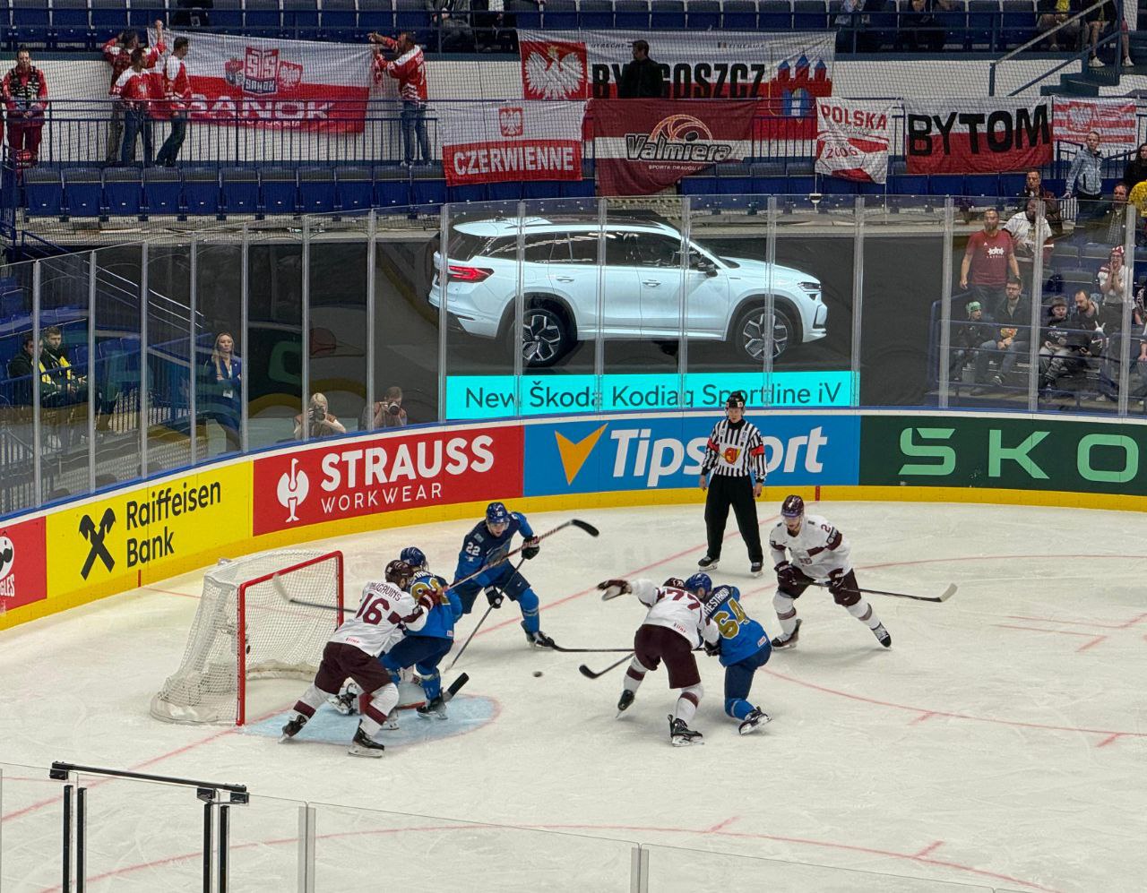 Hokeja čempionāts: Latvija uzvar Kazahstānu ar rezultātu 3:2 - nra.lv