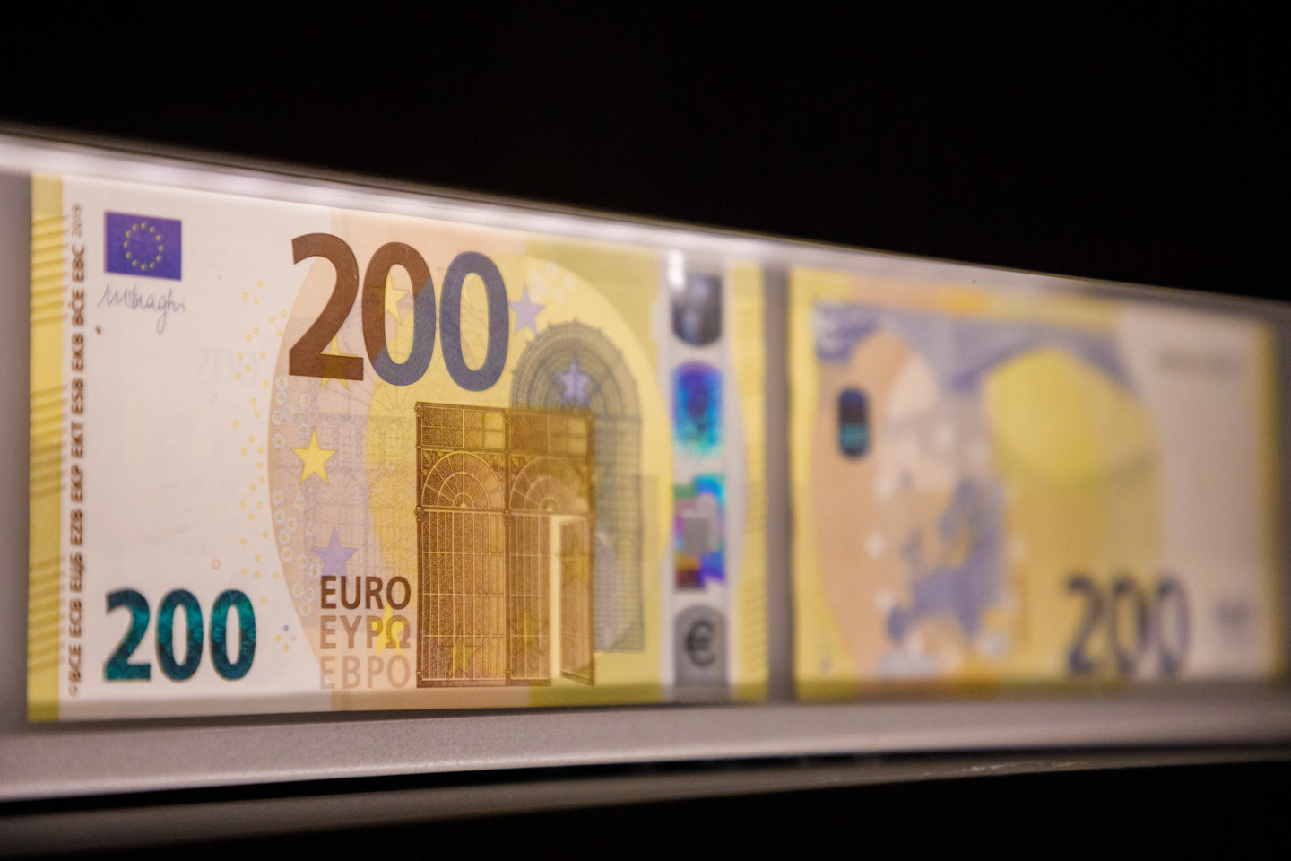 Onkoloģijas pacientu atbalstam "Latvenergo” ziedo 200 000 eiro; no tiem ...