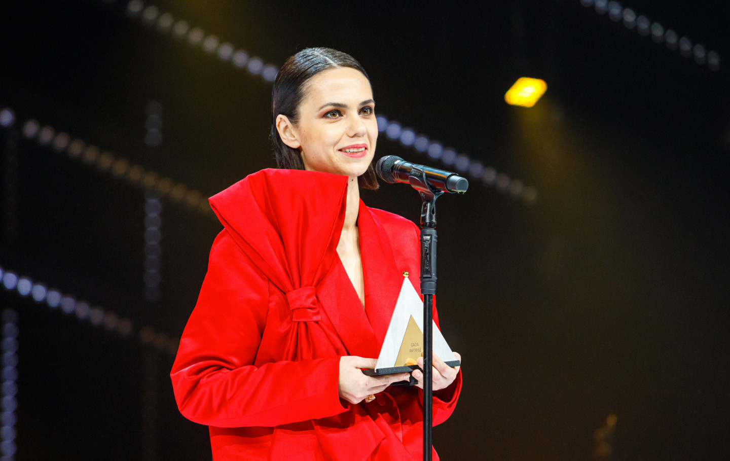 Aktrise Dārta Daneviča: Teātra līmenis Latvijā ir augstāks nekā ...