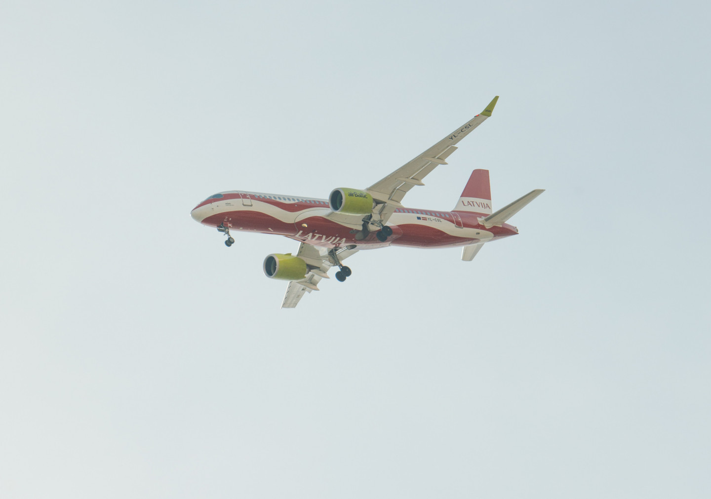 ZZS politķis atbalsta speciālo avio līgumreisu jauno izmantošanas ...