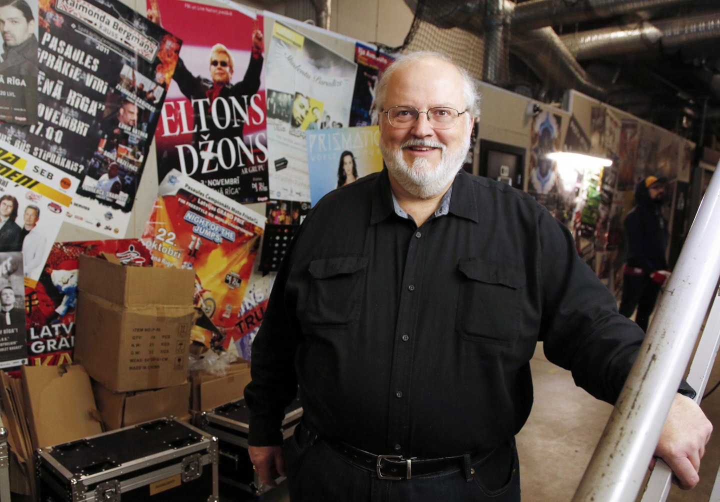 Armands Birkens atvadās no skatuves - nra.lv