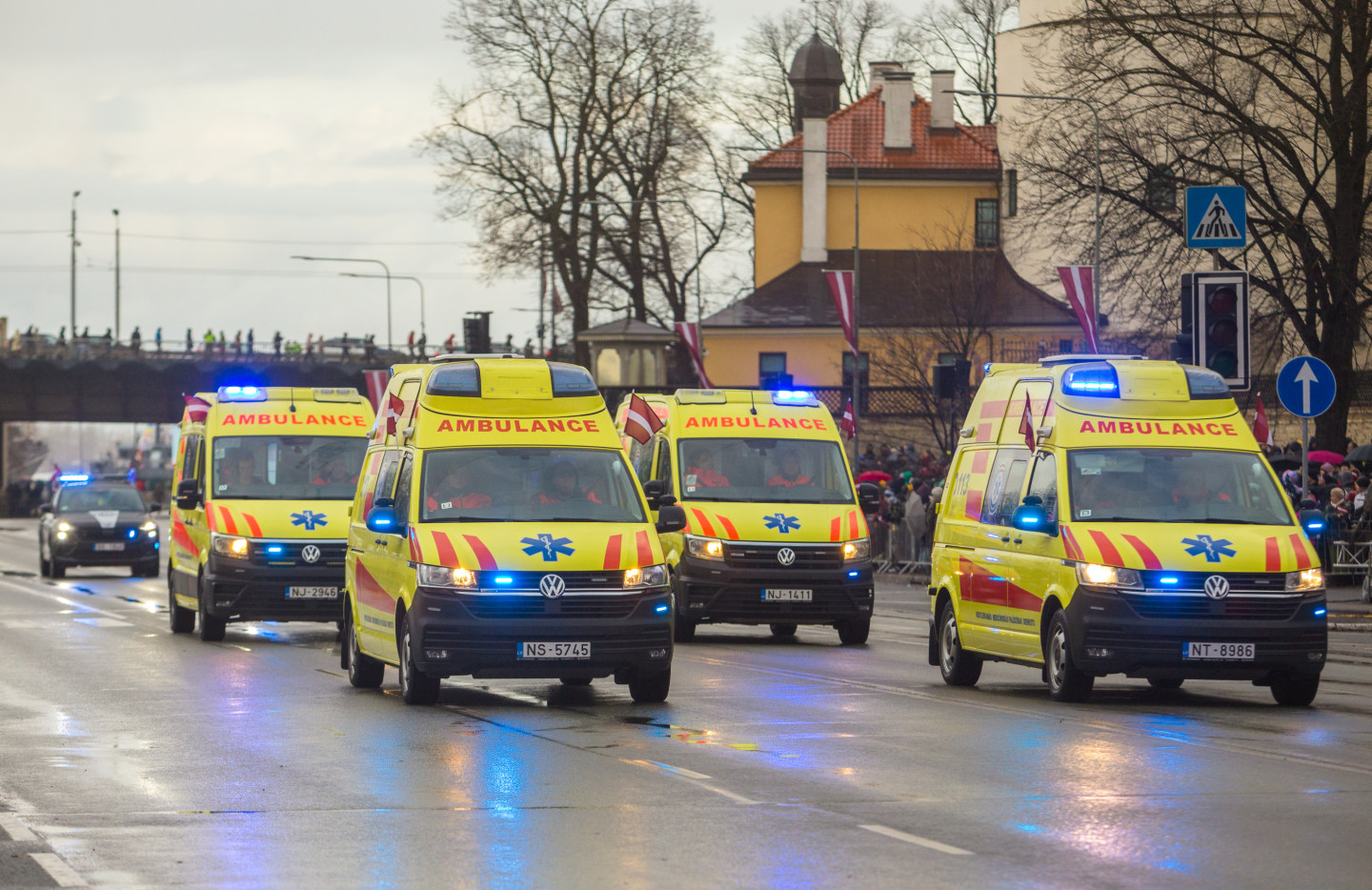 Kura ir noslogotākā slimnīca Rīga, kur NMPD nākas gaidīt garākajās ...