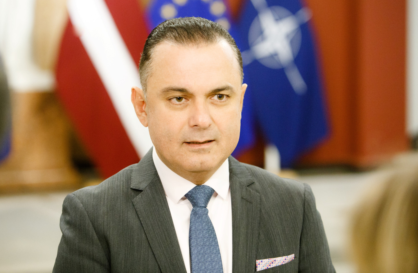 Ministrs pārliecināts, ka bieži vien pacientus, kuri nedzīvo Rīgā ...