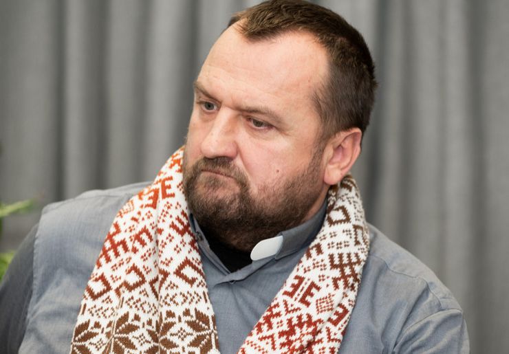 Priesteris Andrejs Mediņš lūdz palīdzību - nra.lv