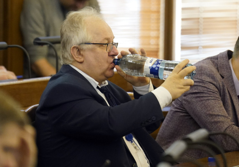 Jakovina un advokātu lietā tiesa nepiekrīt aizstāvības versijai, ka ...