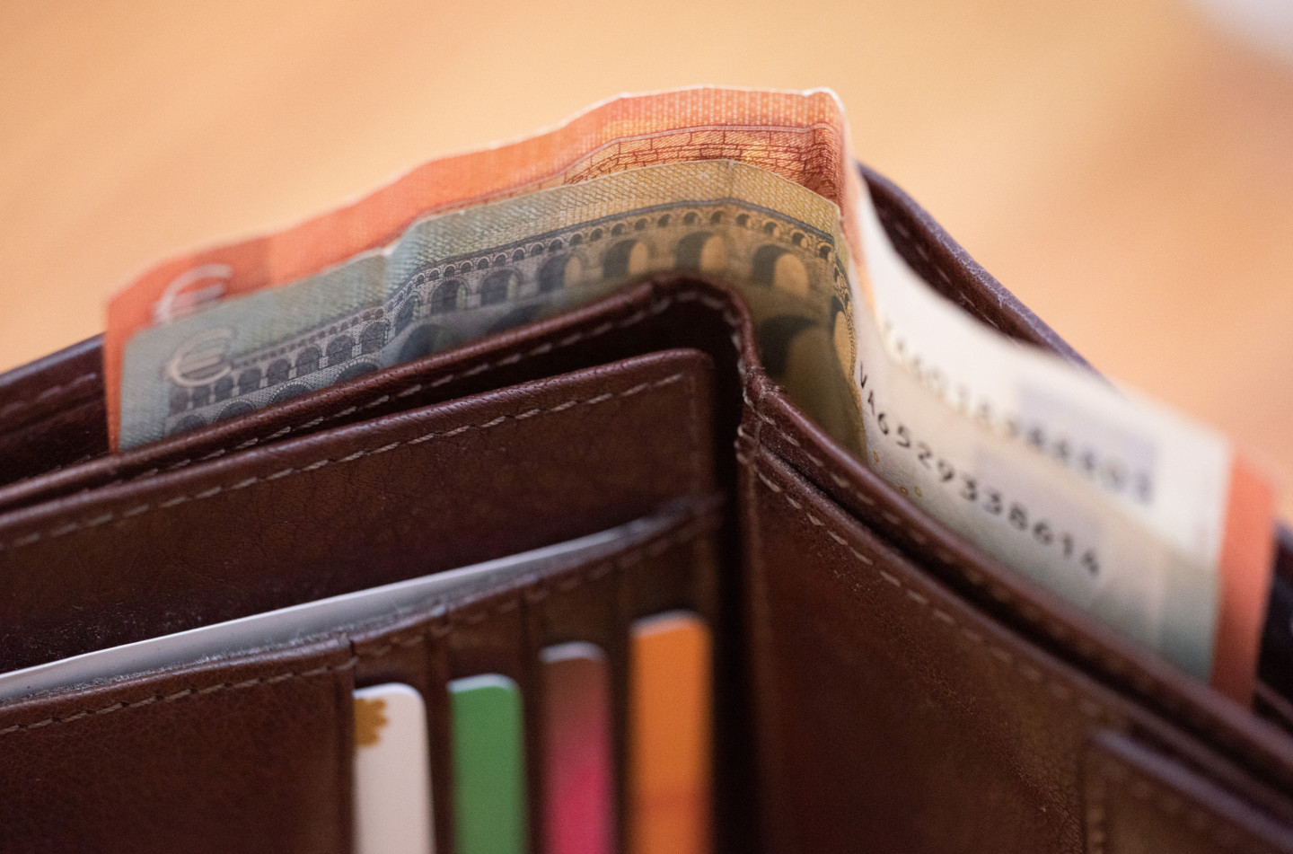 Skaidras naudas deklarēšana no 750 eiro: kas mainīsies ar jaunajiem ...