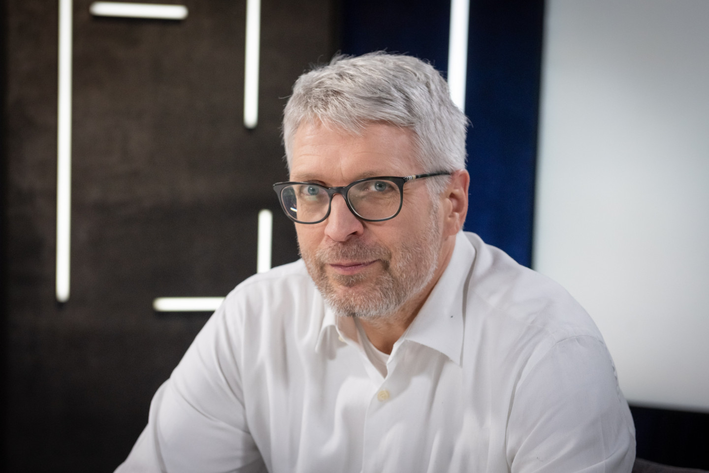 Lapsa pikts par "šūnu tehnoloģiju" brīdinājuma tekstu - nra.lv