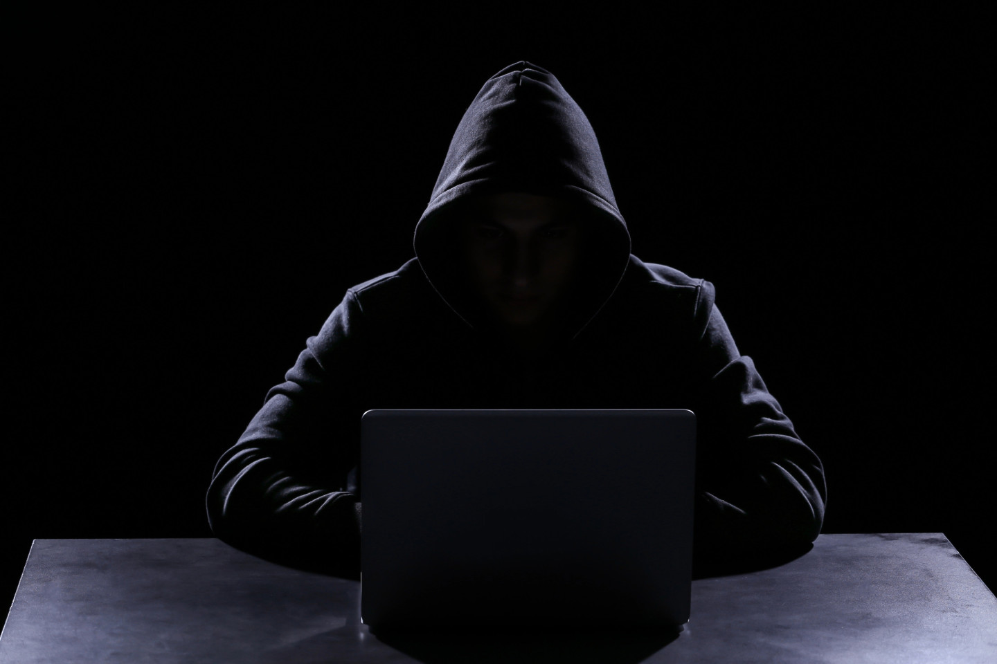 Hakeri iegūst 1,4 miljonu "Allianz Life" klientu datus - nra.lv