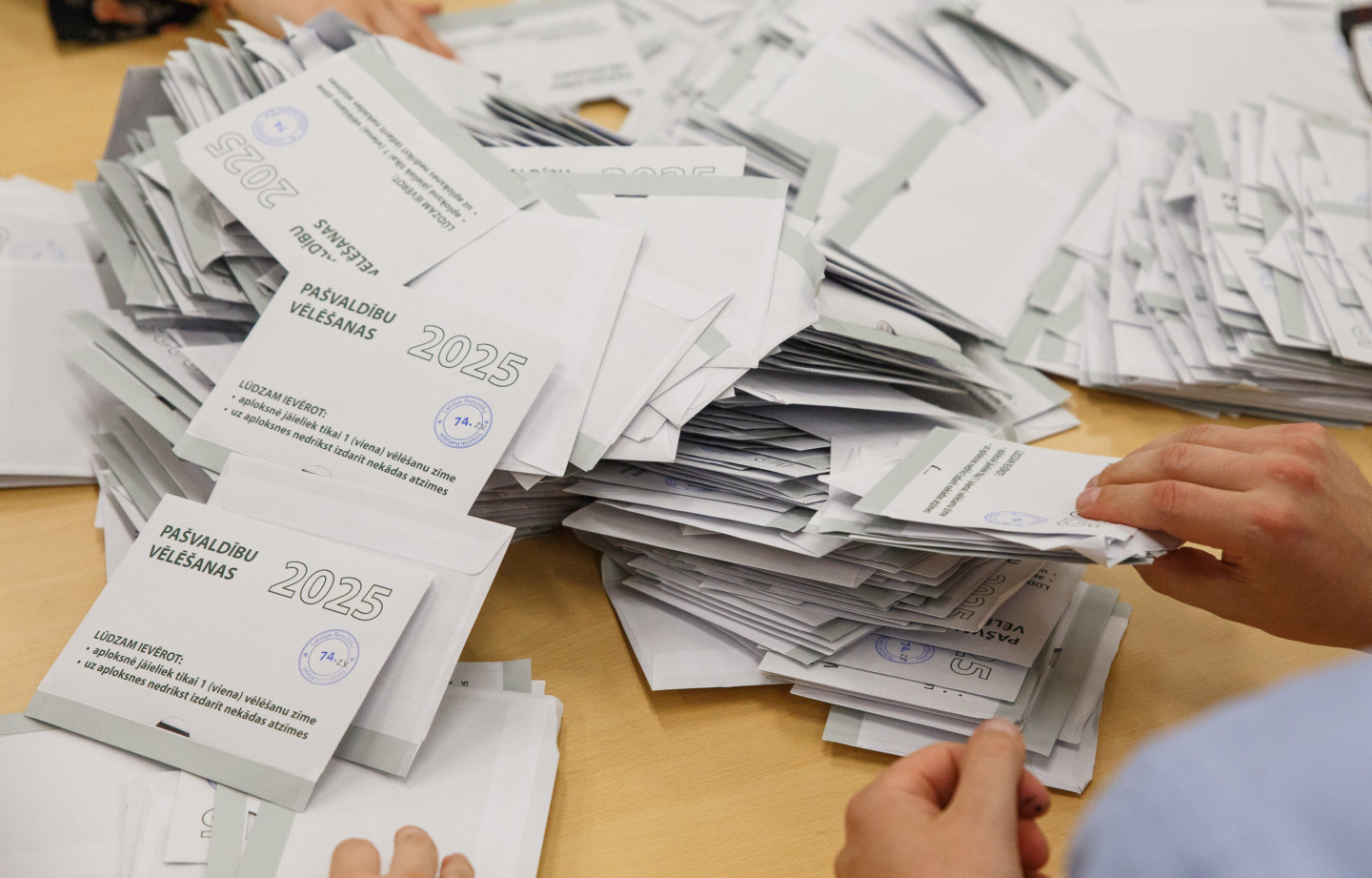 VDAA direktors pazemināts amatā par vēlēšanu IT pārkāpumiem - nra.lv