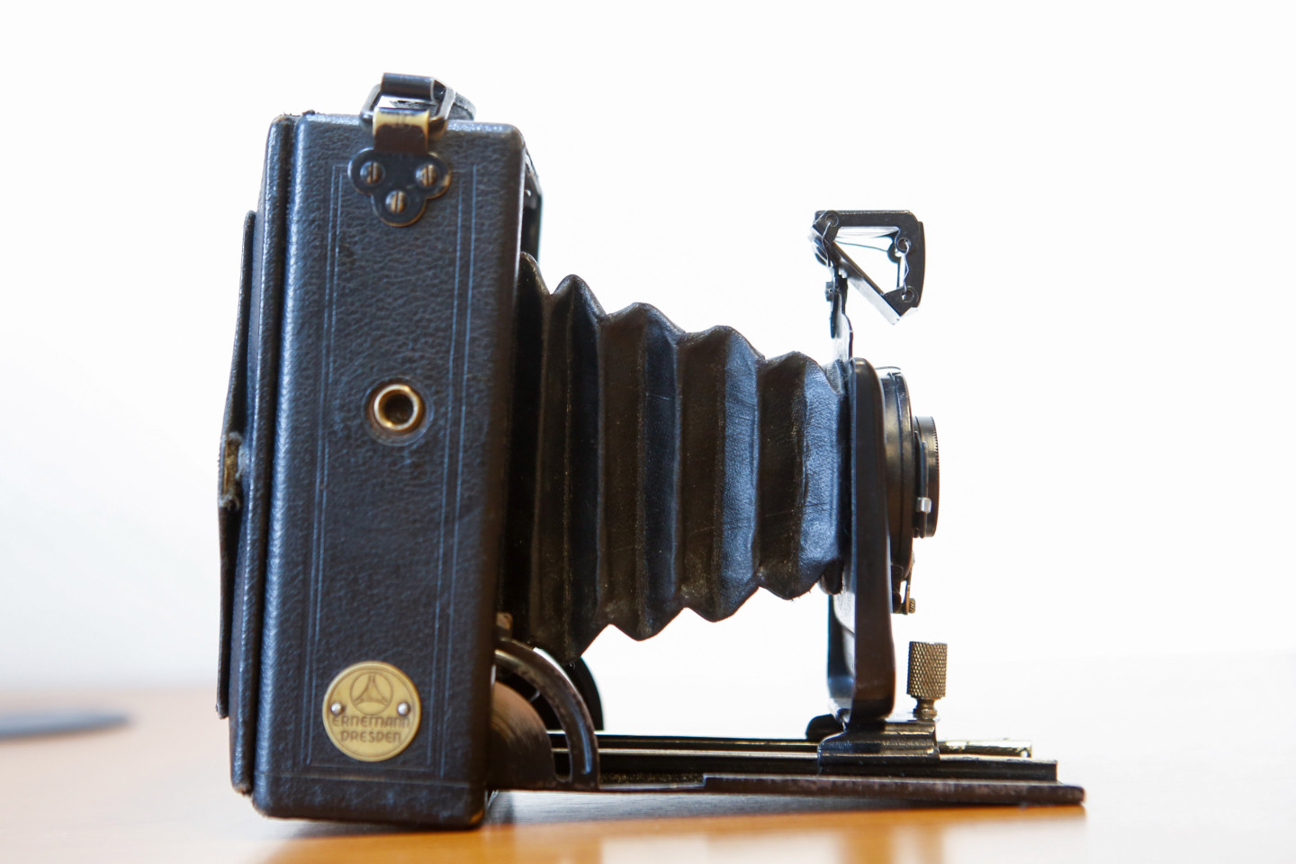 Fotogrāfam Melkovam piespriež 12 580 eiro naudas sodu - nra.lv