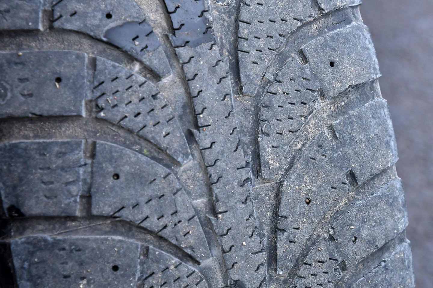 Autoavārija Mārupē: šofera negaidītā reakcija pēc sadursmes - nra.lv