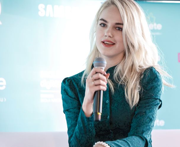 Kā Adriana Miglāne ārstējas no alkoholisma? - nra.lv